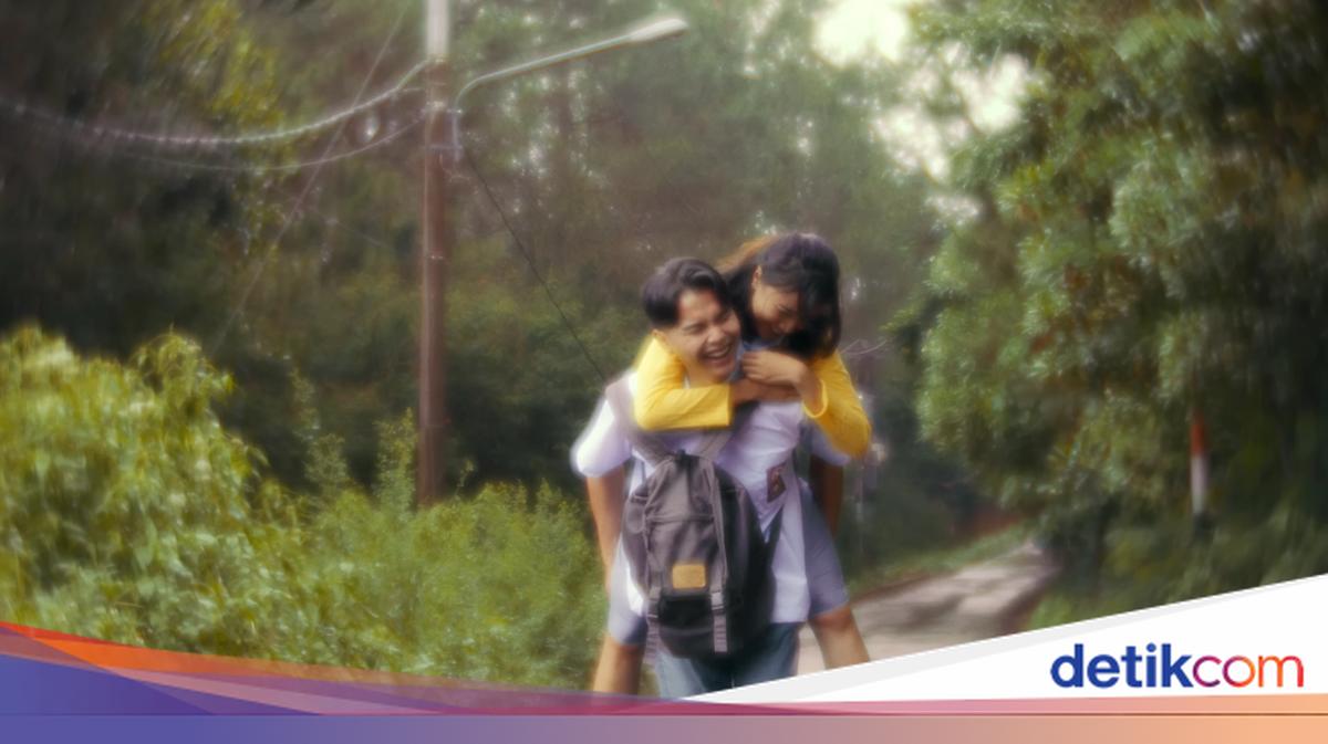 Lirik dan Chord Lagu Di Akhir Perang - Nadin Amizah yang Viral Lagi