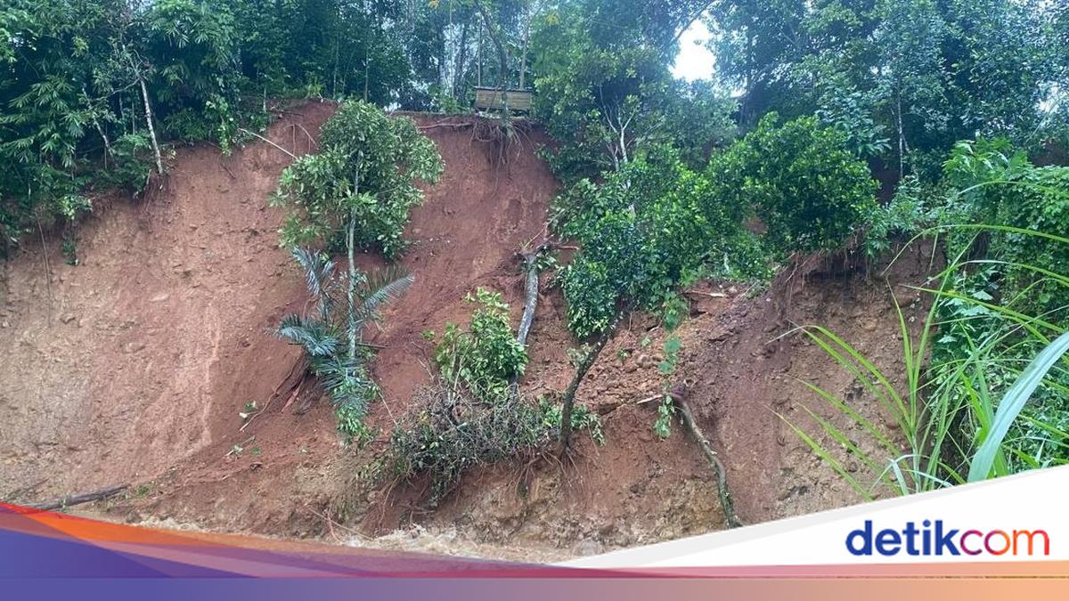 Longsor di Talun Pekalongan, 2 Rumah Rusak-17 Orang Mengungsi