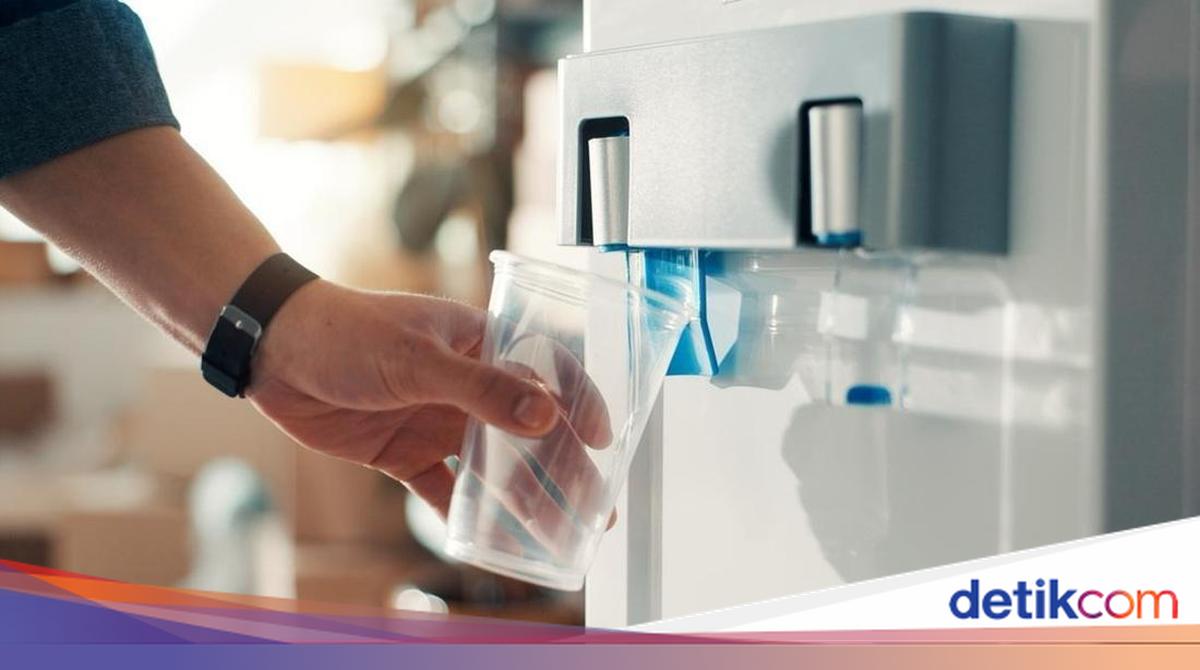 Benarkah Dispenser Air yang Terus Nyala Bikin Listrik Boros? Ini ...