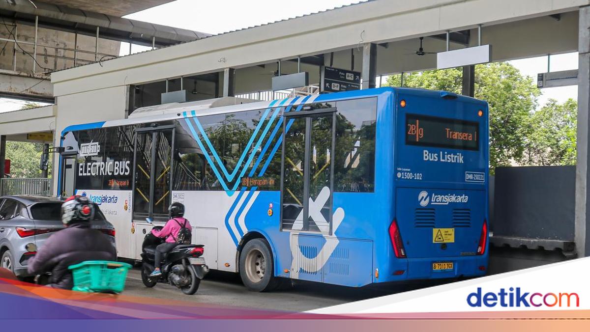 Bahaya Dekat-dekat Bus Transjakarta, Ini Titik Buta Kendaraan Besar