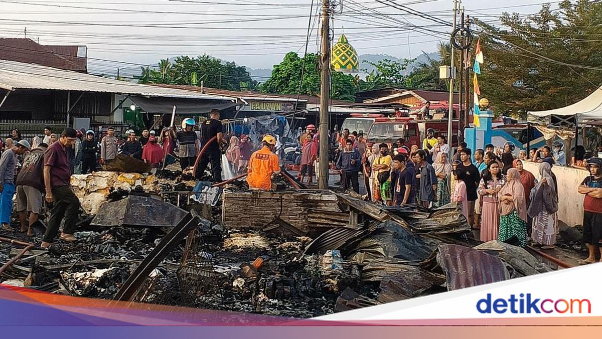 20 Kios-8 Kos di Pasar Andi Tadda Palopo Terbakar Diduga Dipicu Korsleting