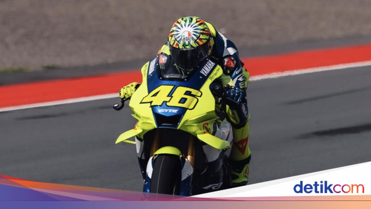 Perdana! Rossi Geber Motor di Sirkuit Mandalika