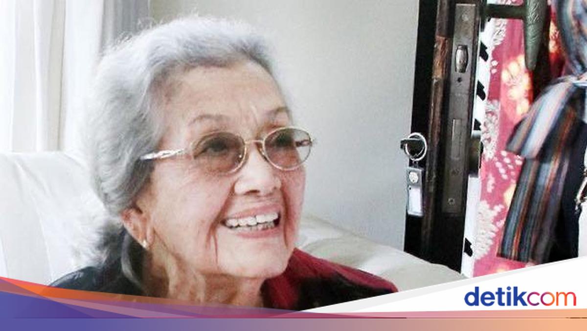 Meri Hoegeng Meninggal, Bakal Dimakamkan Sebelah Jenderal Hoegeng