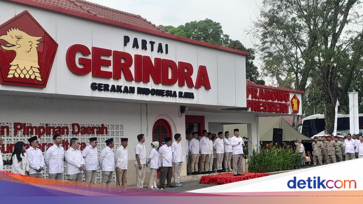 HUT Ke-18, Gerindra Sumut Gelar Upacara hingga Bersih-bersih Sungai