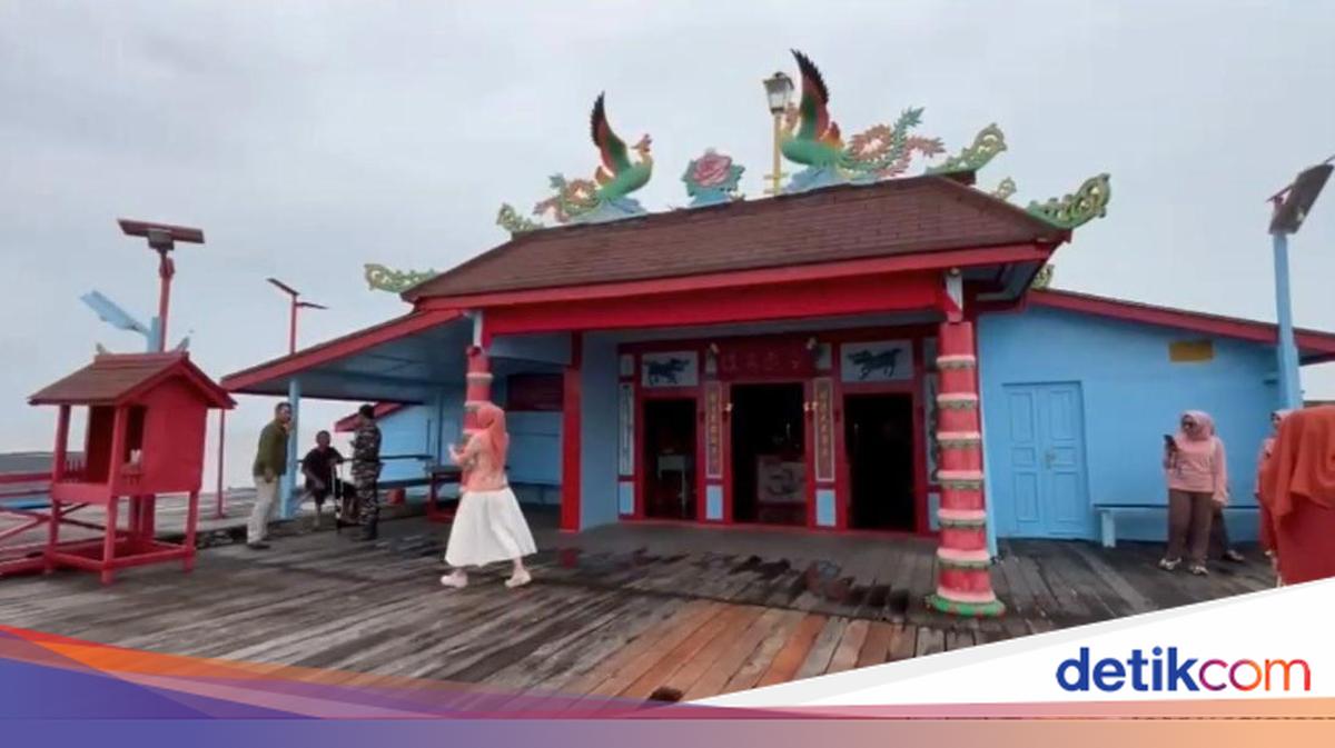 Arsitektur Xiao Yi Shen Tang, Kelenteng Tengah Laut Satu-Satunya di ...