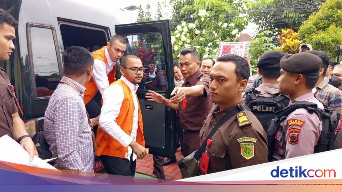 Sidang Mahasiswa-Aktivis Terdakwa Kasus ITE di Magelang, Hakim Tawarkan RJ