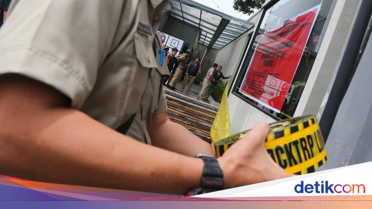 Diprotes Bising, Lapangan Padel Fourthwall di Cilandak Akhirnya Disegel