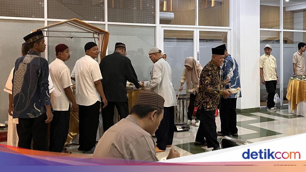 UMY Gelar Silaturahmi-Bukber Bareng Warga Sekitar