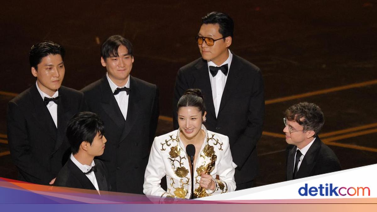 Produser Oscar Tanggapi Kritikan Pidato Tim KPop Demon Hunters