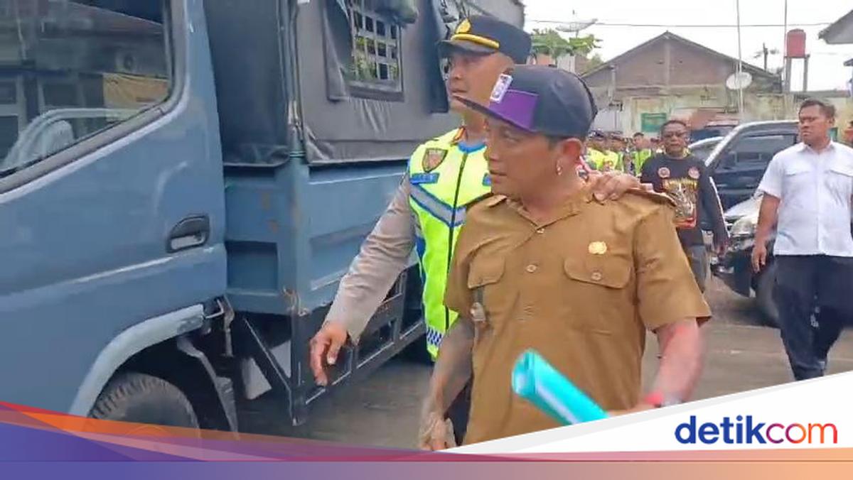 Kapolres Banjarnegara Tepis Kades Hoho Dikeroyok: Kami Kawal Sampai Rumah