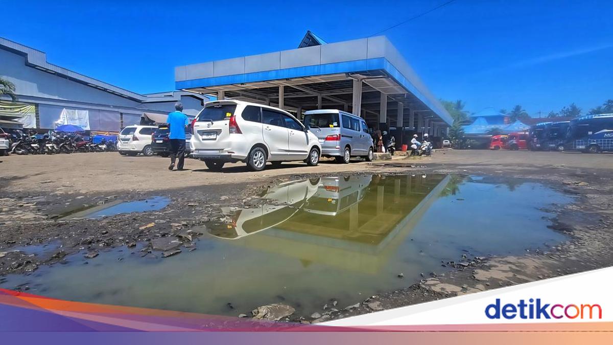 Wajah Muram Terminal Ibu Kota Kabupaten Sukabumi di Tengah Arus Mudik