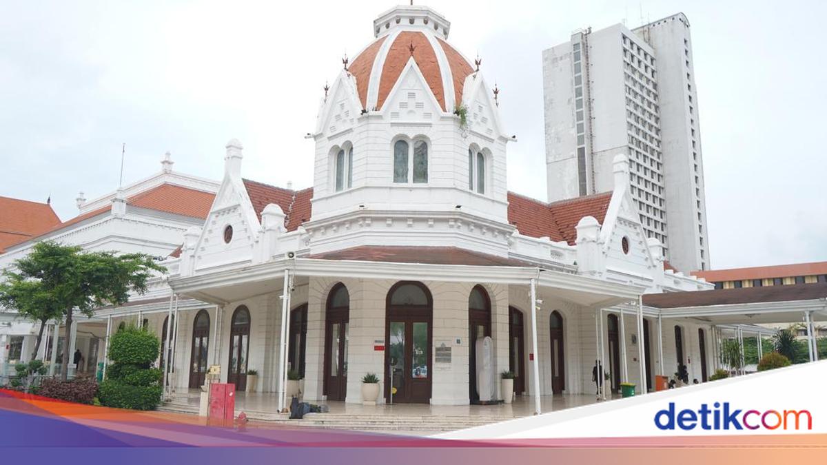 Seniman Surabaya Protes Keras Pembongkaran Ruang Seni di Balai Pemuda