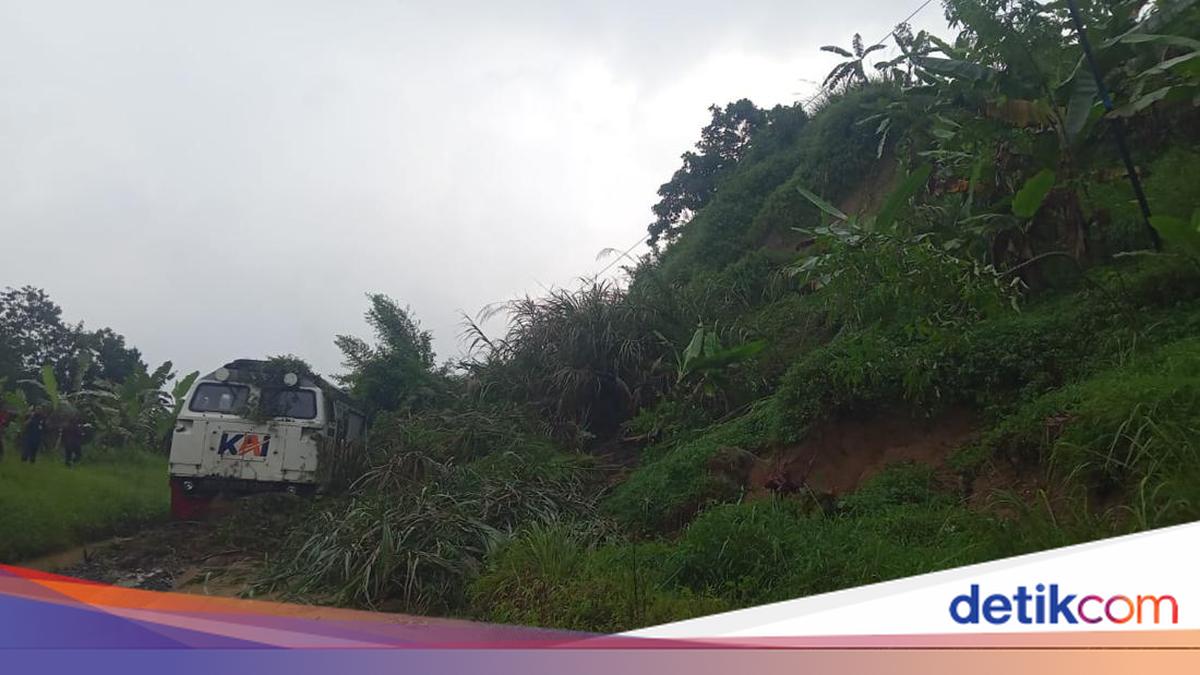 Jadwal KA Ciremai Besok Normal Usai Terdampak Longsor di Jabar