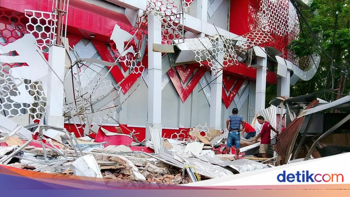 Penampakan Gedung KONI Sario di Manado Hancur Akibat Gempa M 7,6