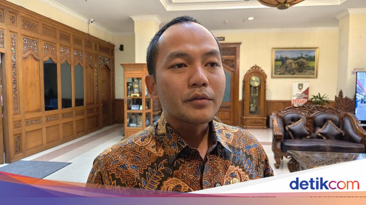 Respons Walkot Solo Diprotes Gerindra soal Baliho Ultah Jokowi: Siap Salah