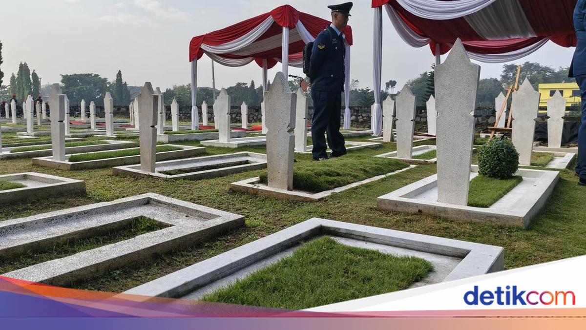 Suasana TMP Cikutra Jelang Pemakaman Mayor Zulmi