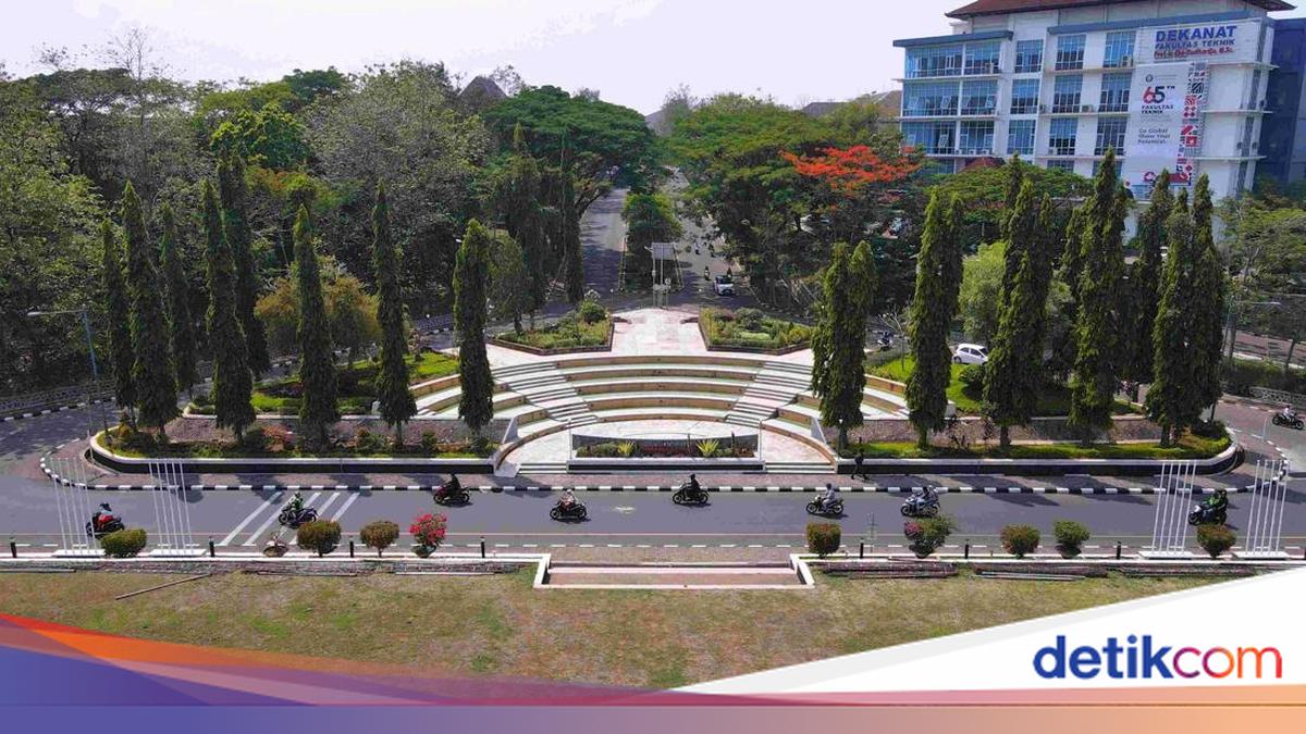 Undip Larang Keluarga Bawa Karangan Bunga ke Wisuda, Ini Alasannya