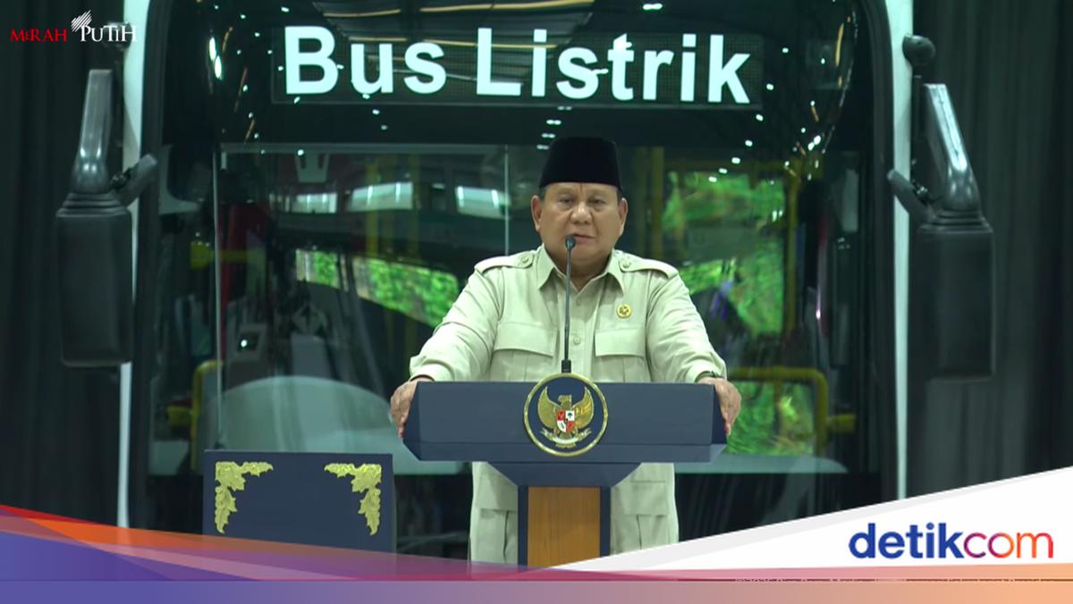 Prabowo Mau RI Produksi Sedan Listrik Besar-besaran Tahun 2028