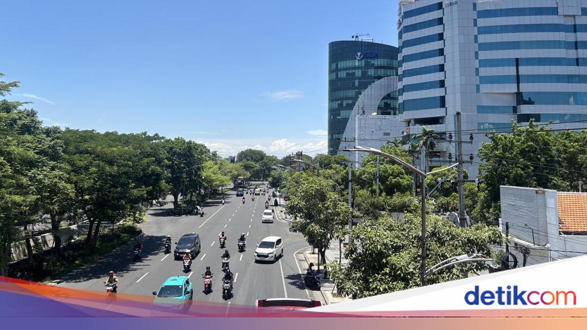 Tips Cegah Dehidrasi untuk Menghadapi Teriknya Kota Surabaya