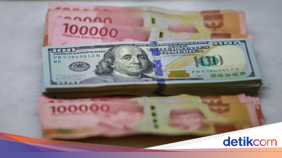 Rupiah Anjlok Nyaris Rp 17.500 per Dolar AS!