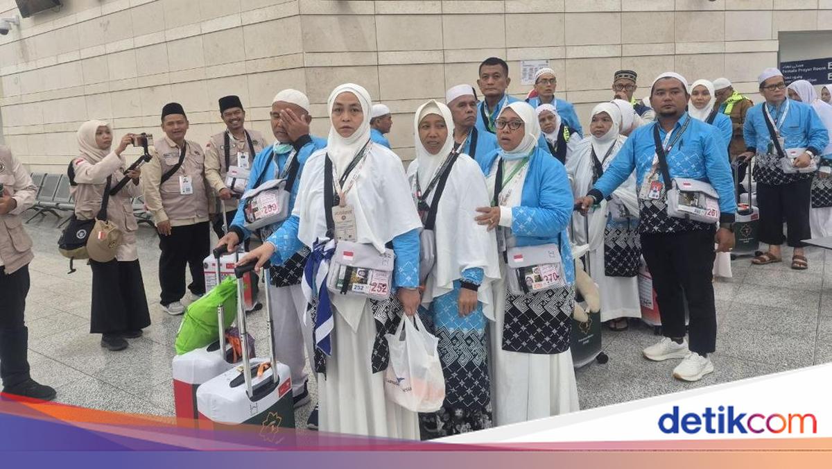 Jemaah Haji Catat! Dilarang Bawa Kardus & Tas Plastik, Hanya Boleh 3 ...