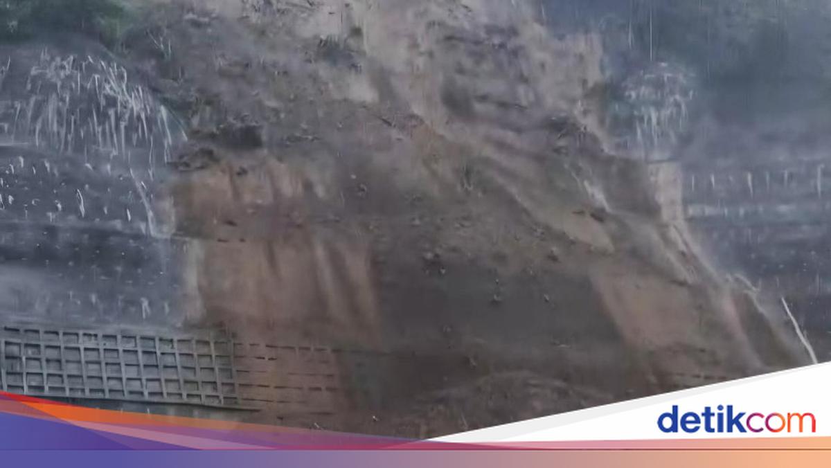 Diguyur Hujan Deras, Area Proyek PLTA Upper Cisokan Longsor