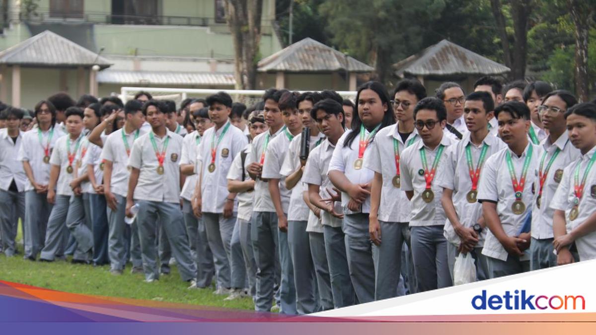 Murid SMA De Britto Bebas Gondrong, Tapi Ketahuan Nyontek Bisa Bablas!