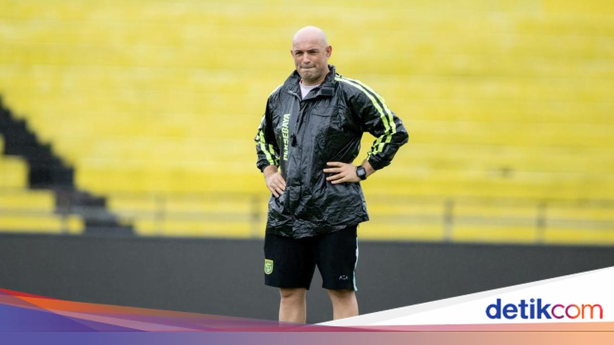 Tavares Ingin Akhiri Rekor Buruk Persebaya di Markas Semen Padang