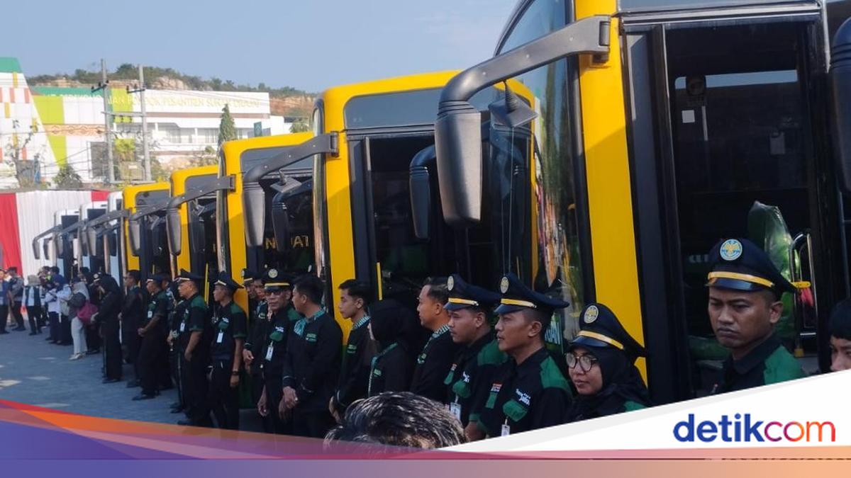 Keliling Wisata Lamongan Naik Trans Jatim Cuma Rp 5 Ribu