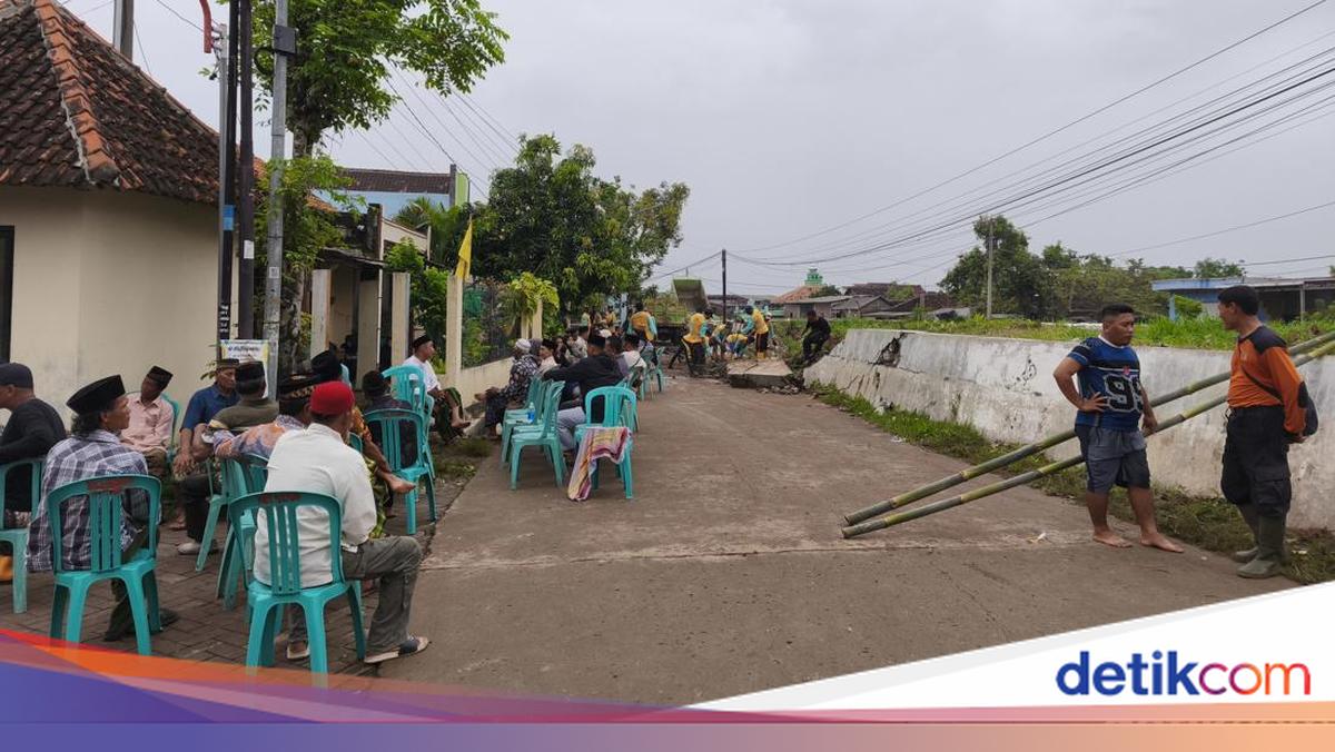 Lansia Terseret Arus Tanggul Jebol di Mangkang Kulon Ditemukan Tewas