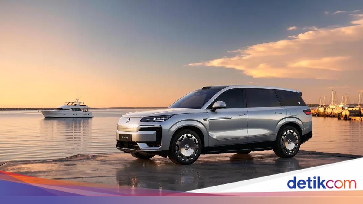Denza N9 Flash Charge: Jarak Tempuh Tembus 1.520 Km, Ngecas Cuma 9 Menit