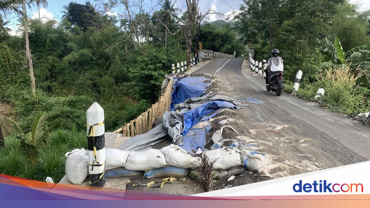 Jalan Amblas 3 Bulan di Dekat Kantor Bupati Lombok Barat Tak Kunjung ...