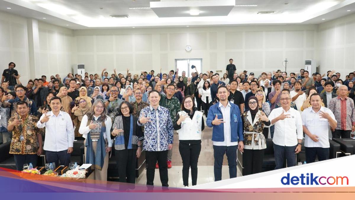 Wamenekraf Resmikan Kampus Virtual Roblox Dinusverse Karya Udinus