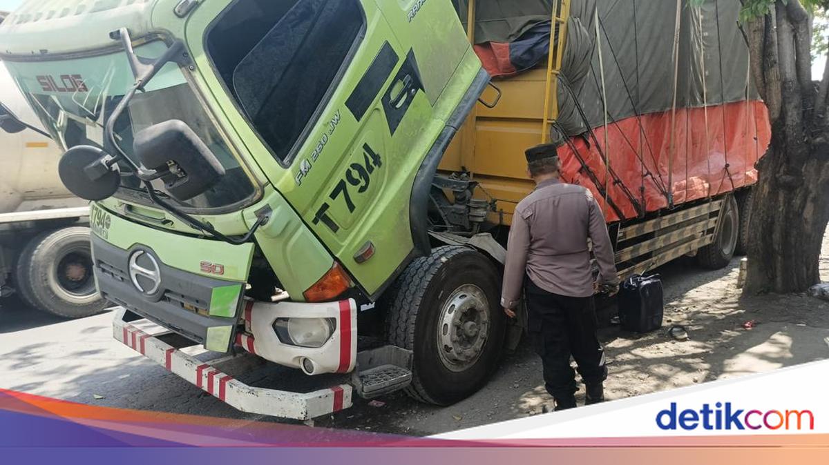 Truk Mogok Picu Kemacetan 1 Km di Cerme Gresik Ternyata Kehabisan BBM