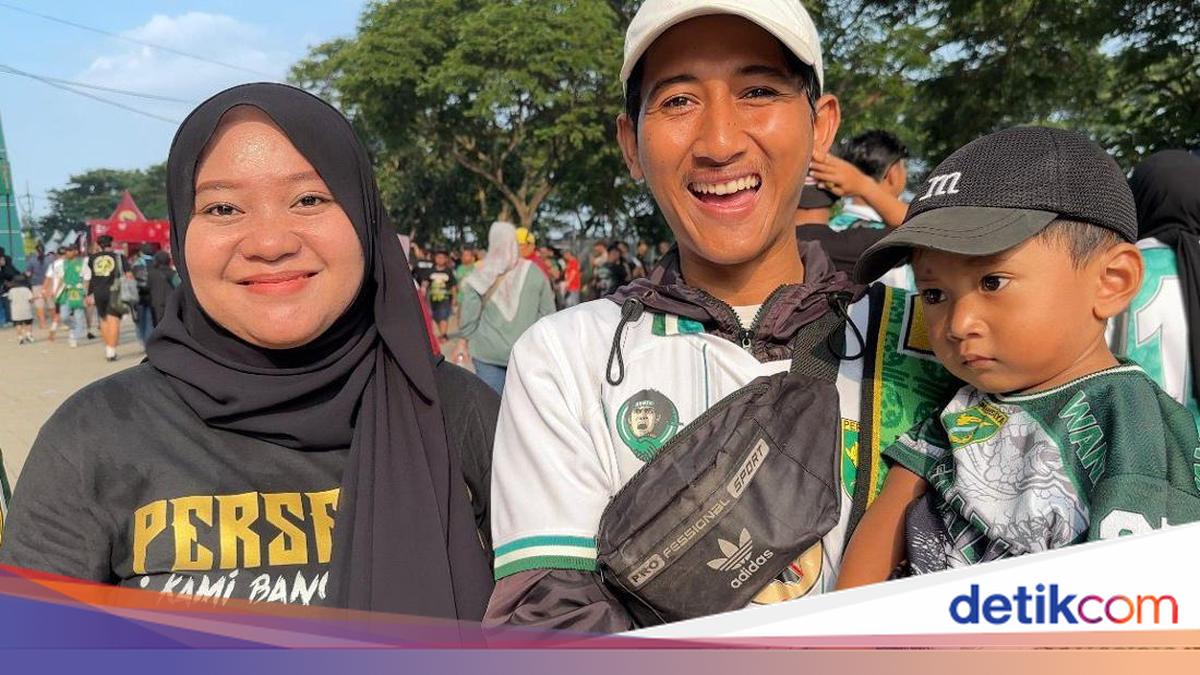 Ribuan Bonek Padati Stadion GBT Saksikan Persebaya Vs Persik