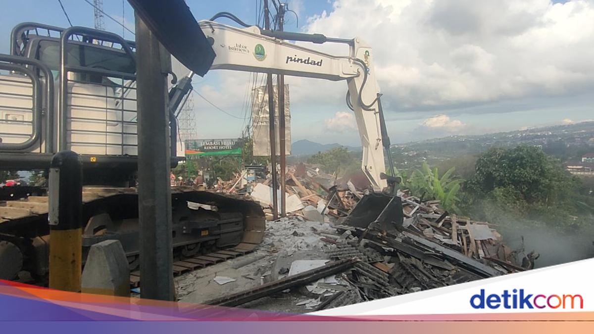 Puluhan Kios di Puncak Cianjur Dibongkar, KDM Turun Tangan