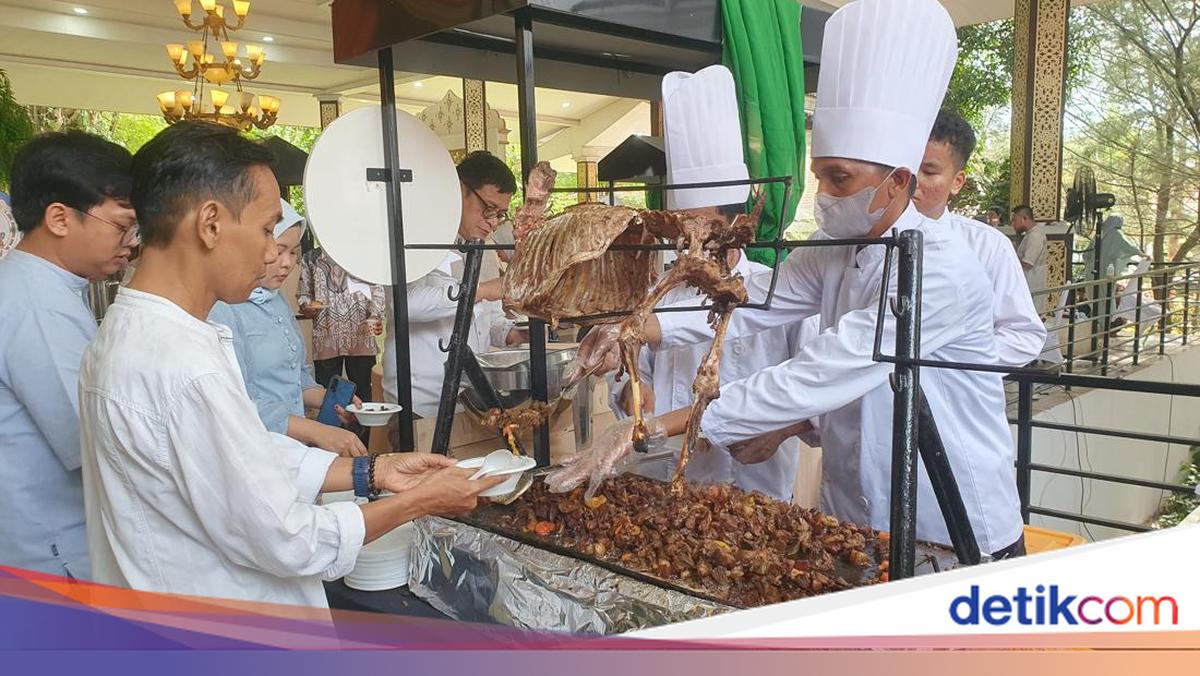 Herman Deru Gelar Open House di Griya Agung, Menunya Pempek-Kambing Guling