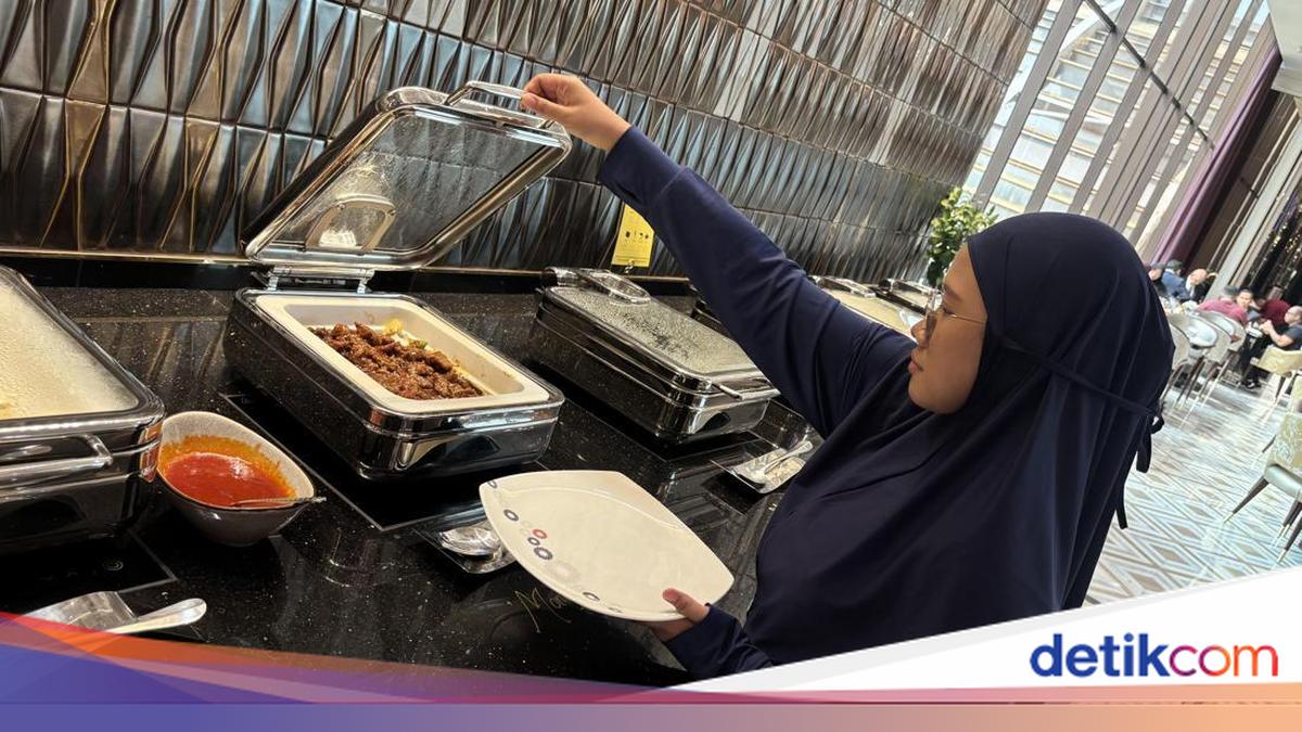 Menikmati Breakfast Premium di The Trans Luxury Hotel Surabaya
