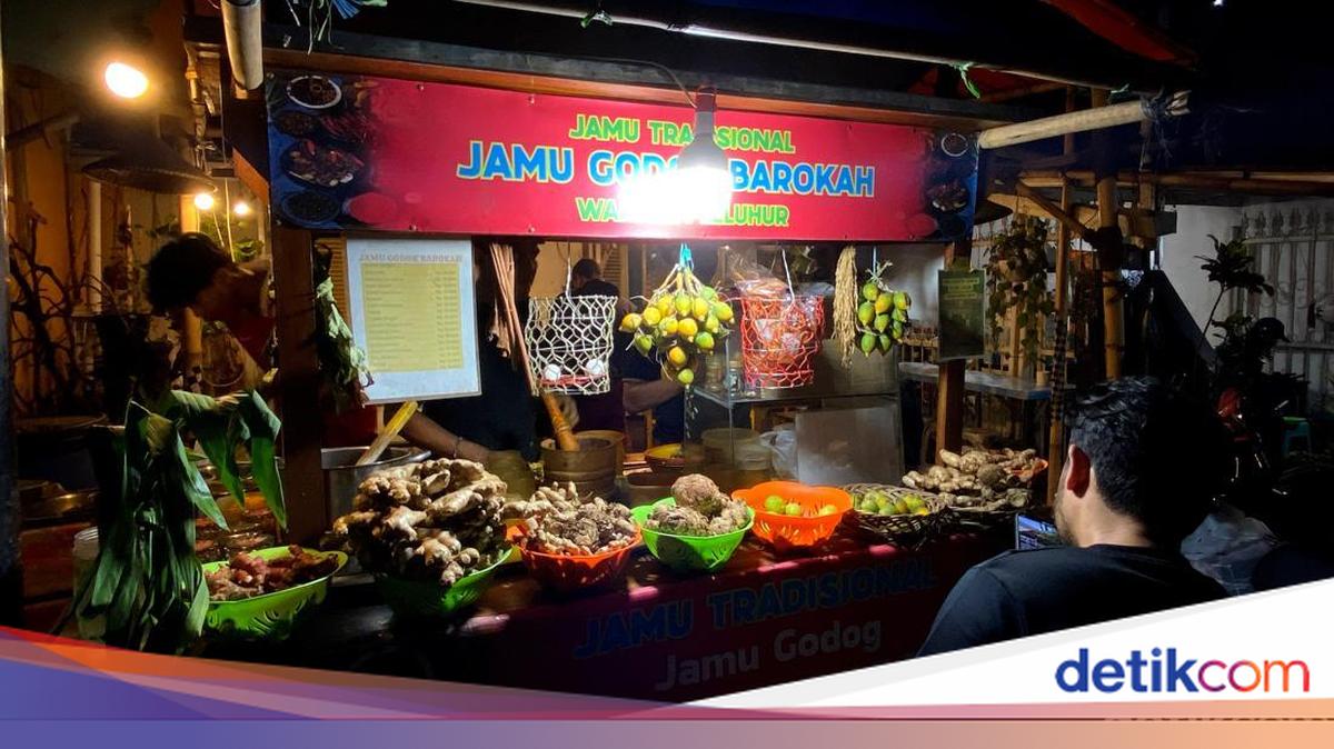 Wisata Kuliner Sehat di Antapani Bandung, Jamu Godoknya Bikin Nagih