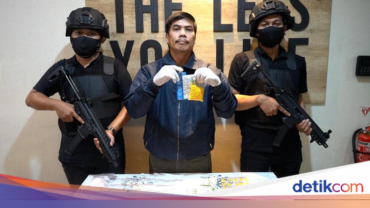 Polda Metro Bongkar Penjualan Tramadol Berkedok Warung Sembako di Jaksel