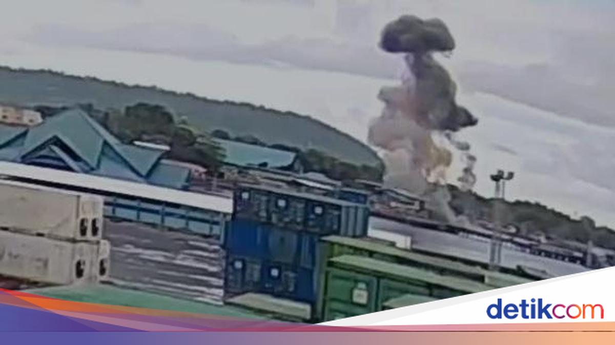 Ledakan Diduga Bom Sisa Perang Dunia II di Papua, Begini Momennya