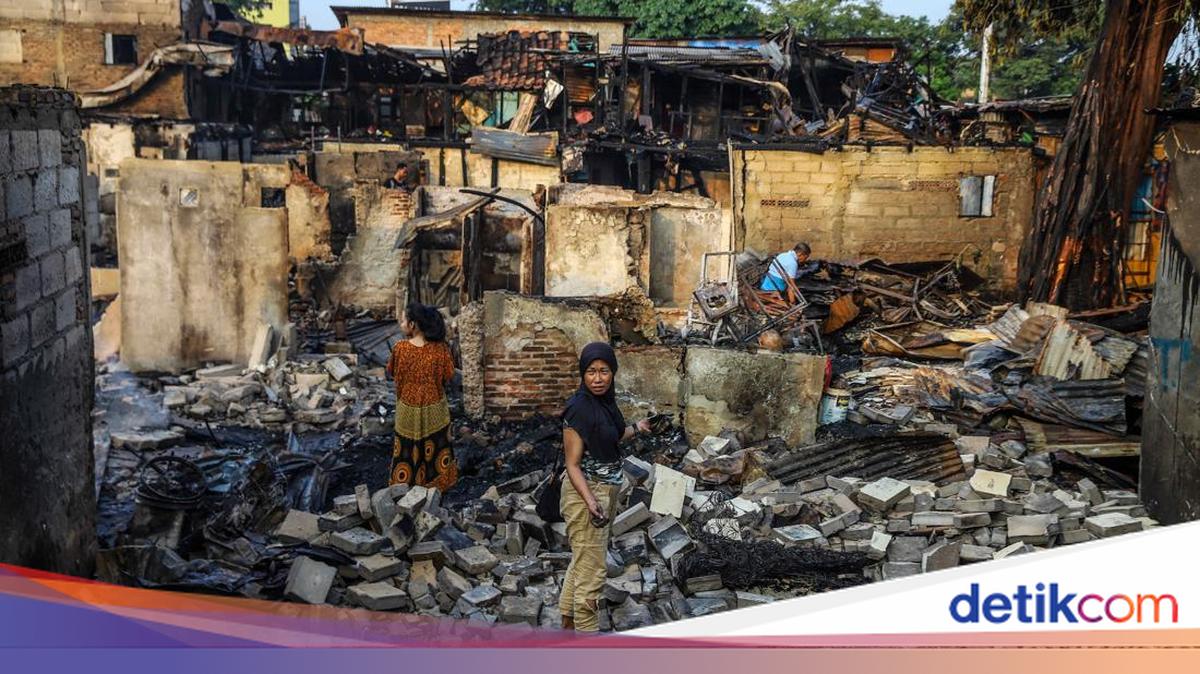 Warga Cerita Detik-detik Api Menjalar Cepat Saat Kebakaran di Kemayoran ...