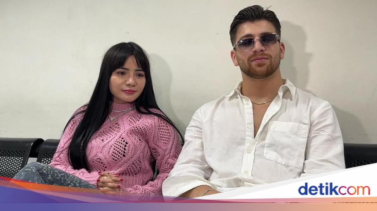 Dinar Candy Belum Mau Pacaran Meski Lagi Dekat dengan Pria Turki