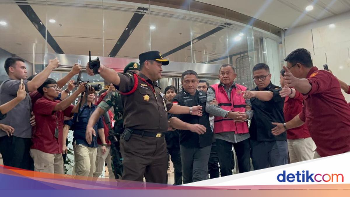 Profil Lodewyk Pusung, Eks Pangdam I/BB Ditahan Kasus Korupsi Tata ...