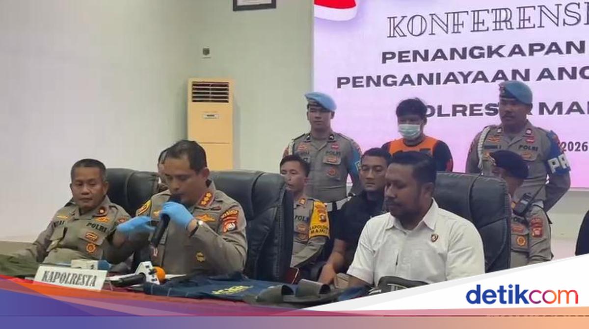 Pendemo Pukul Polisi saat Demo Ricuh di Kantor Balai Sungai Mamuju ...