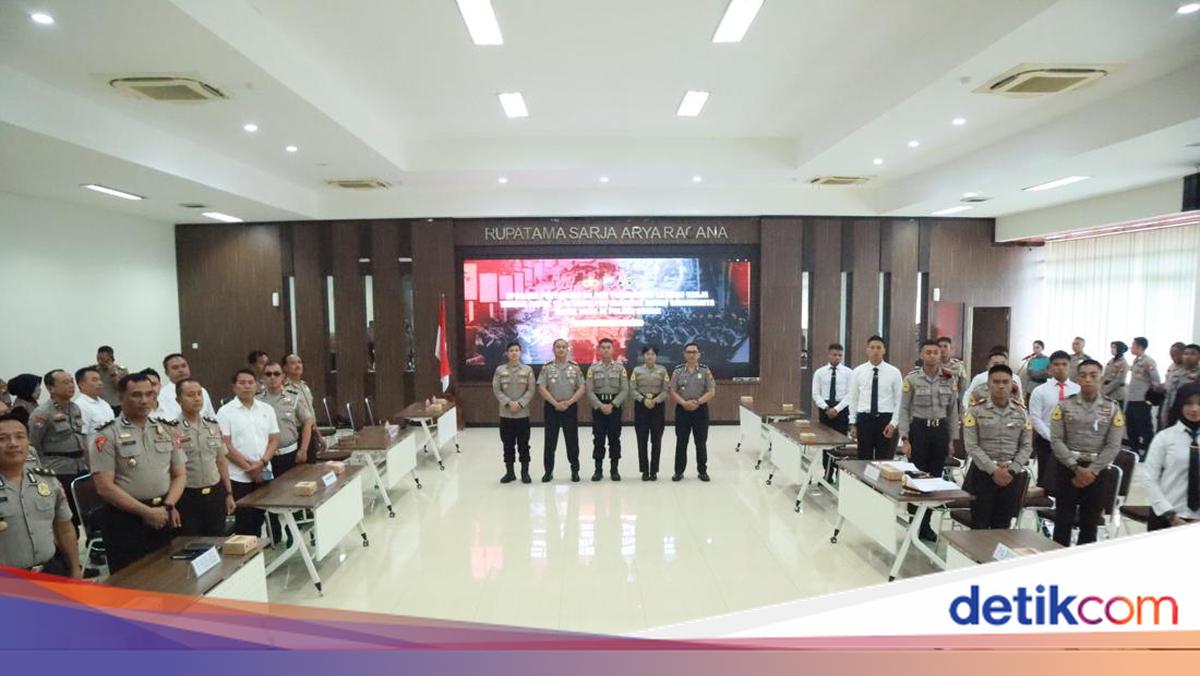 15 Taruna Akpol Ikuti Latja di Polres Gresik, Kapolres Beri Pesan Khusus