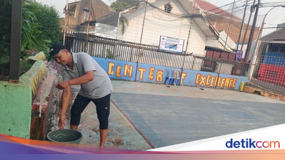 Cara Warga Baros Cimahi Lawan Kekeringan Lewat Panen Air Hujan
