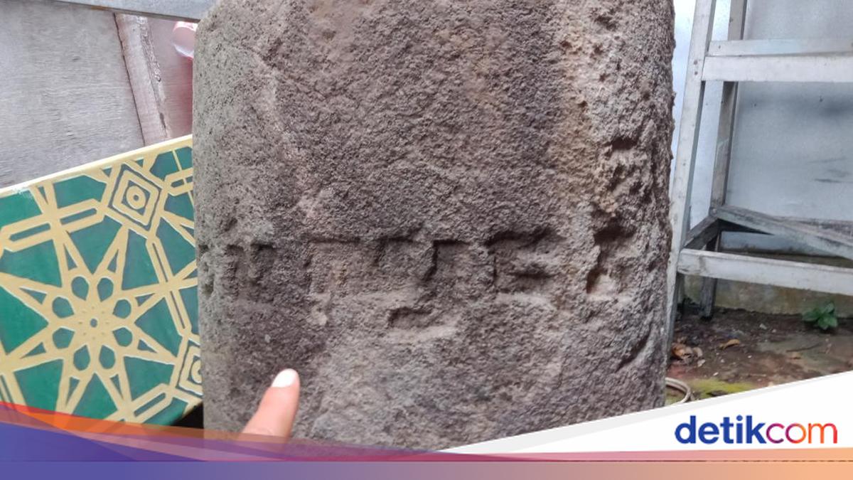 Teka-teki Tulisan 'Palyangan' di Batu Lingga Gang Buntu Gumulan Klaten