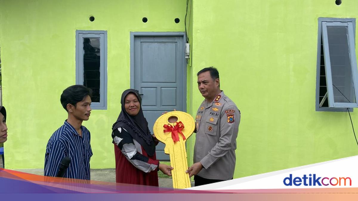 Bantu Warga Kurang Mampu, Polda Babel Komitmen Gencarkan Bedah Rumah