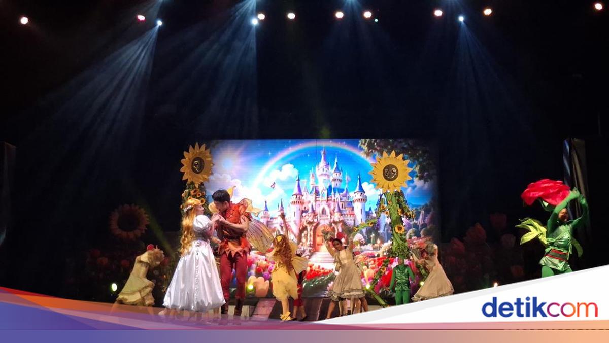 Megahnya Show Thumbelina & Tinkerbell di Trans Studio Bandung